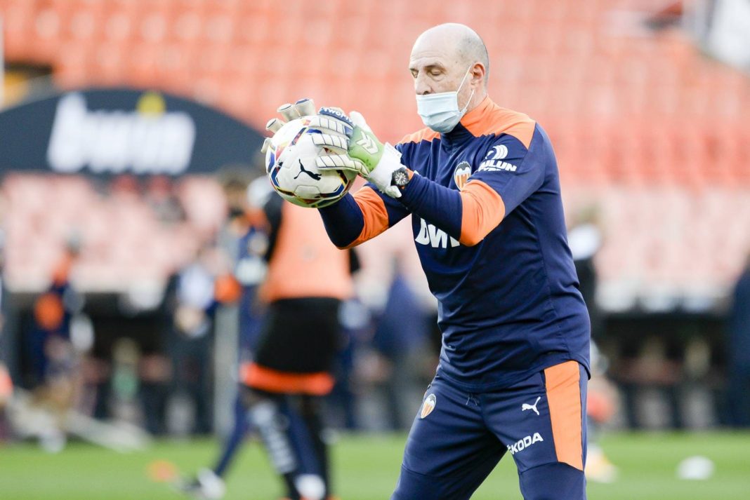 Former Real Madrid goalkeeper Ochotorena passes away