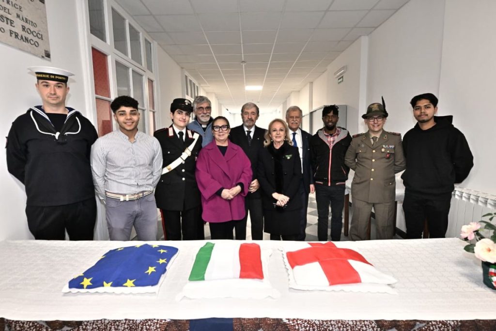 Liguria, Bucci alla consegna delle bandiere al Campus di Coronata