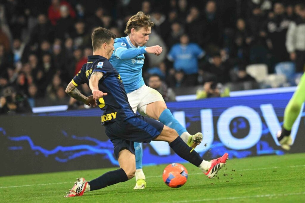 ReggioTV | Il Napoli sbatte contro il muro del Parma, è 0-0 al “Maradona”