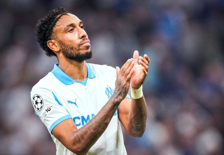 Government suspends Gabon national team and bans Aubameyang