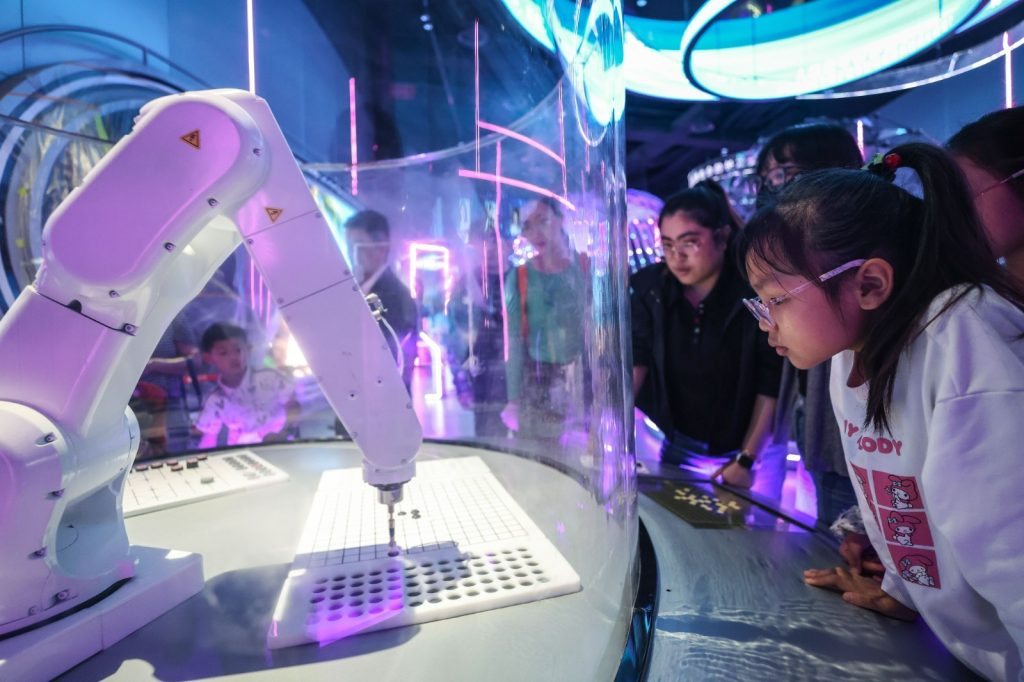 Cina: Hainan, apre al pubblico il museo di scienza e tecnologia (2)