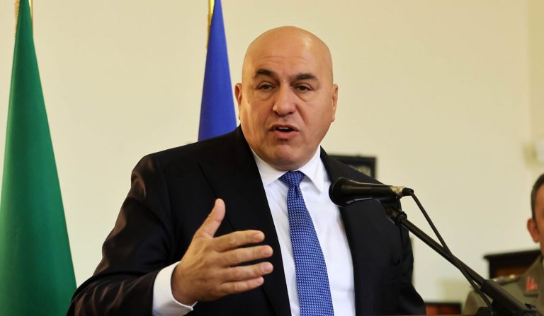 Crosetto "A Hormuz una flotta con bandiera Onu"