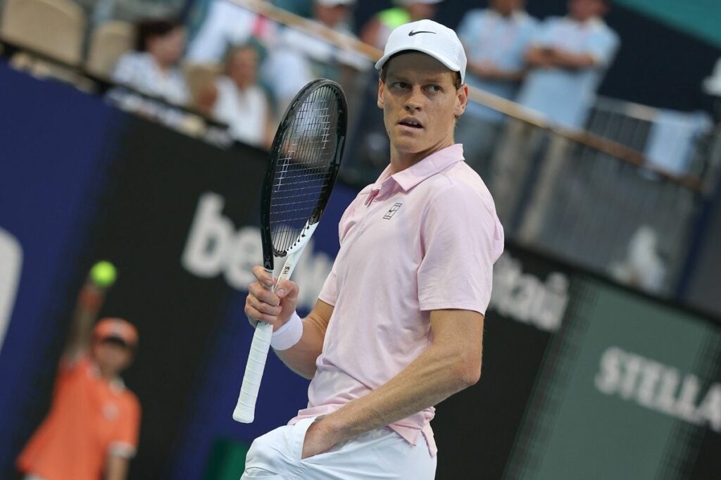 Sinner ingiocabile, spazza via Tiafoe e vola in semifinale a Miami ...