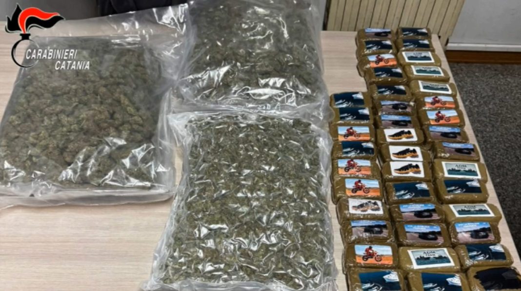 Inseguimento sulla Statale 417, arrestato 36enne con 7,5 kg di droga