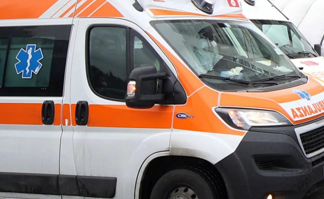 ReggioTV | Dramma a Catanzaro, si getta dal balcone con i figli ...