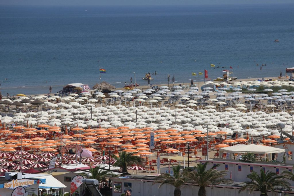Rimini conquista la Bandiera Blu 2026, salgono a 11 le località ...